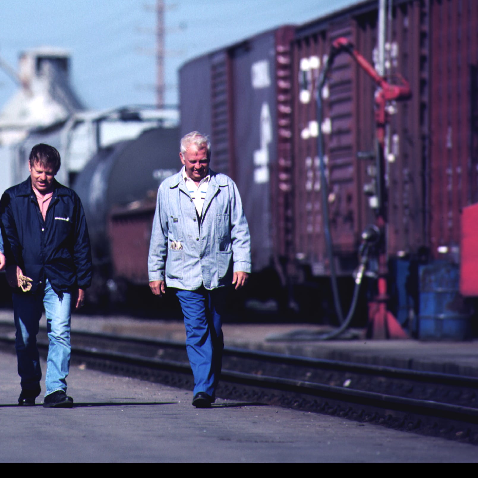 Unions Advancing New Two-Person Train Crew Bill - SMART Union