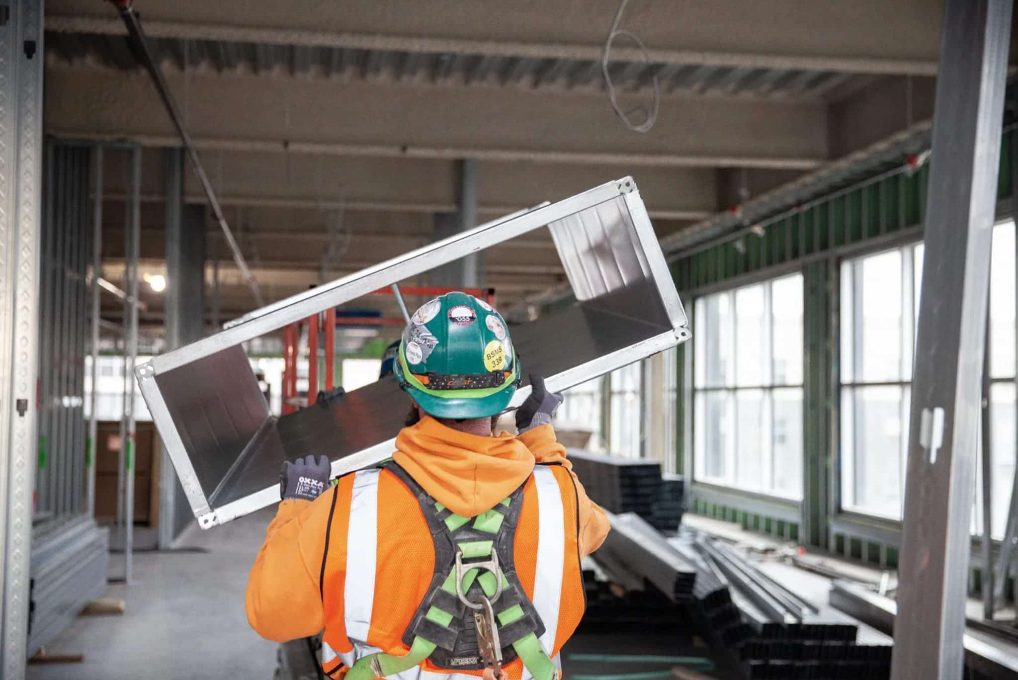 Suffolk Downs PLA puts Local 17 sheet metal members to work | SMART Union