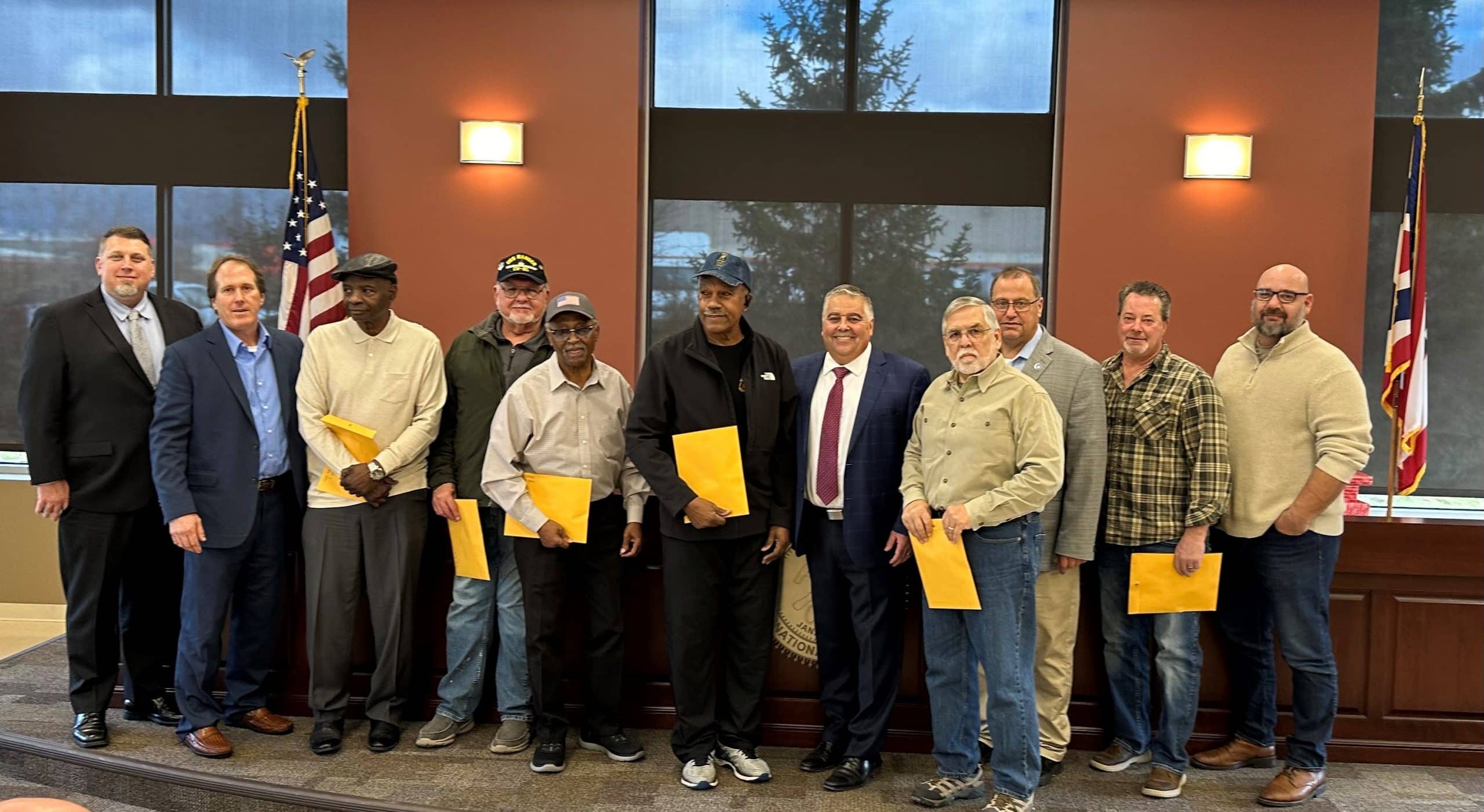 Local 33 retirees honored for decades of service | SMART Union