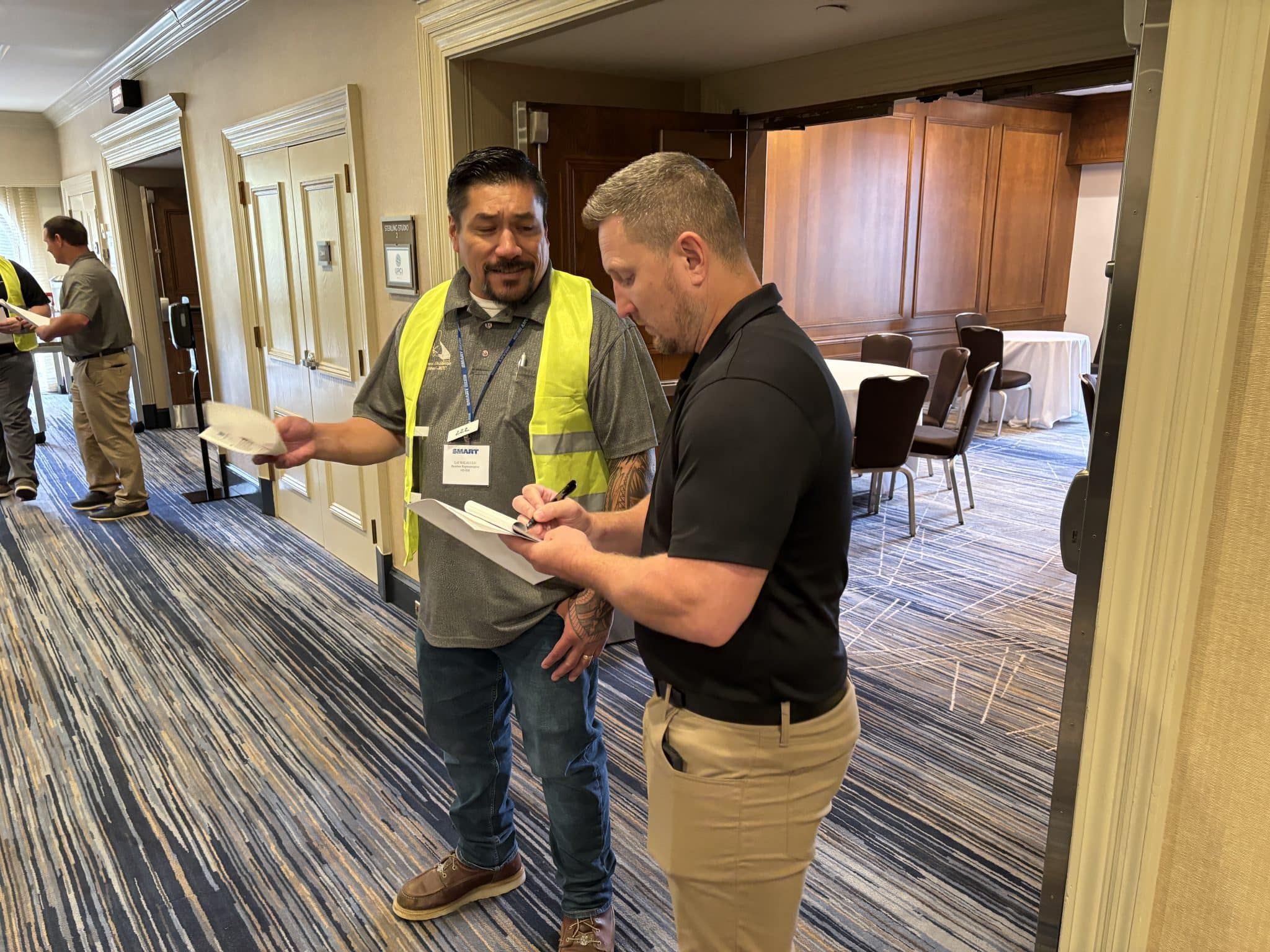 Education Department holds class for new SMART reps | SMART Union